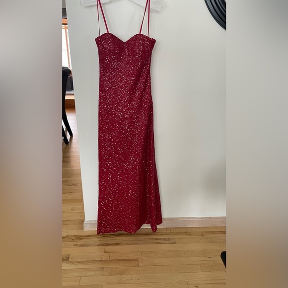 La Femme | Dresses | Size 4 Red Prom Dress | Poshmark